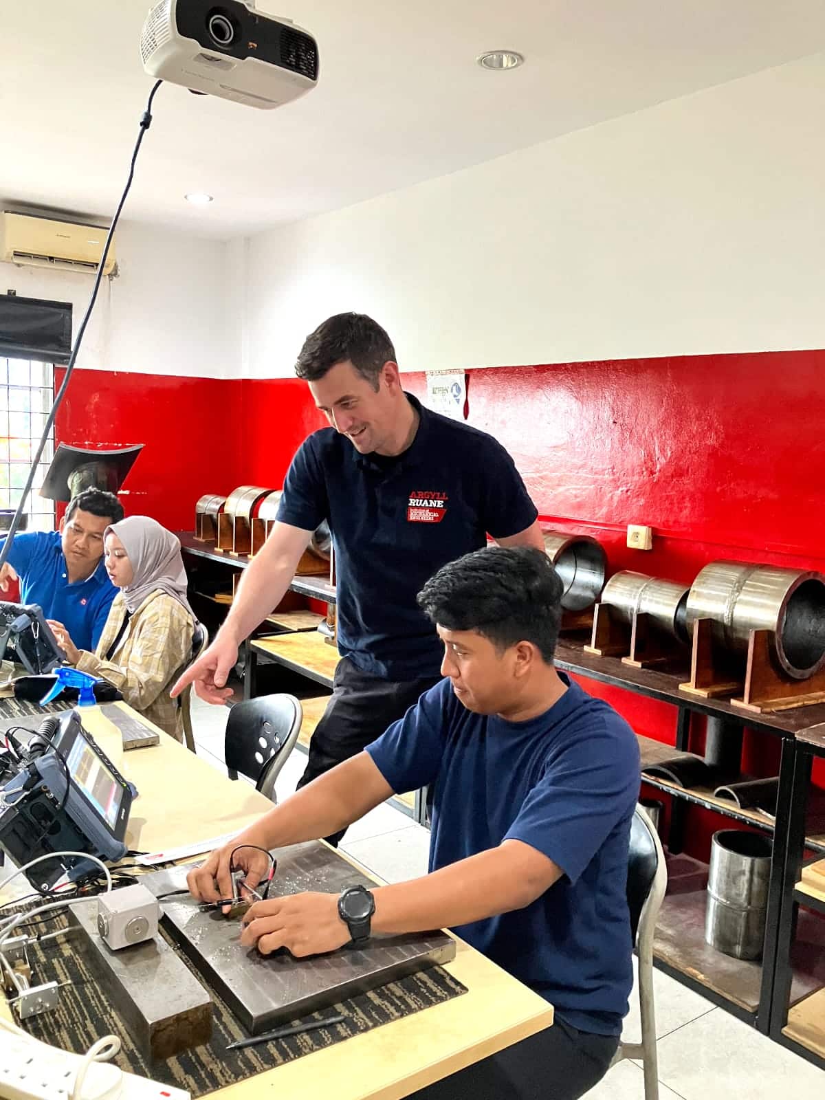 Ultrasonic Time of Flight Diffraction (TOFD) Course - IINDT Batam